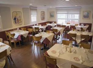 Chez Pierre French Restaurant - Fine Dining Near Saratoga Springs, NY